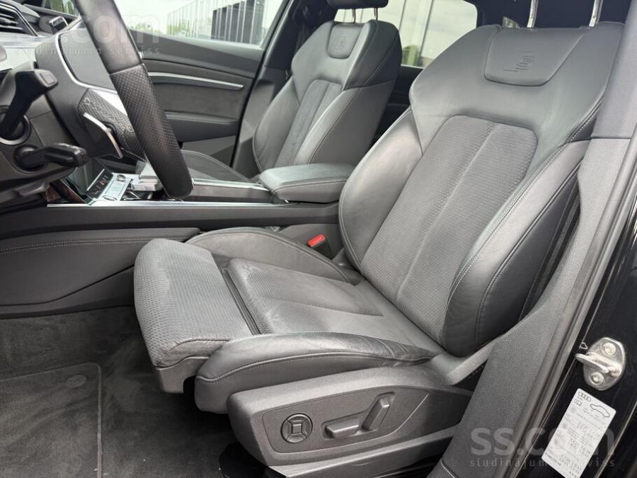 Melns Audi E-Tron 2021 Rīga, ar dzinēja tilpumu 0.00 L un nobraukumu 124 tūkst. km par 29555 €, foto 13 vietnē AUTOMOTO.COM.LV
