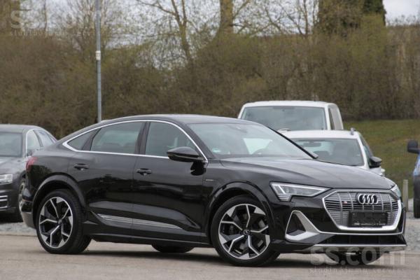 Melns Audi E-Tron 2021 Tukums, ar dzinēja tilpumu 0.00 L un nobraukumu 69 tūkst. km par 43000 €, foto 3 vietnē AUTOMOTO.COM.LV