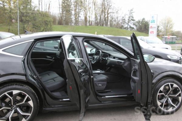Melns Audi E-Tron 2021 Tukums, ar dzinēja tilpumu 0.00 L un nobraukumu 69 tūkst. km par 43000 €, foto 6 vietnē AUTOMOTO.COM.LV