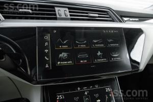 Черный Ауди E-Tron 2021 в Рига, объемом двигателя 0.00 л и пробегом 65 тыс. км за 30900 €, фото 19 на AUTOMOTO.COM.LV