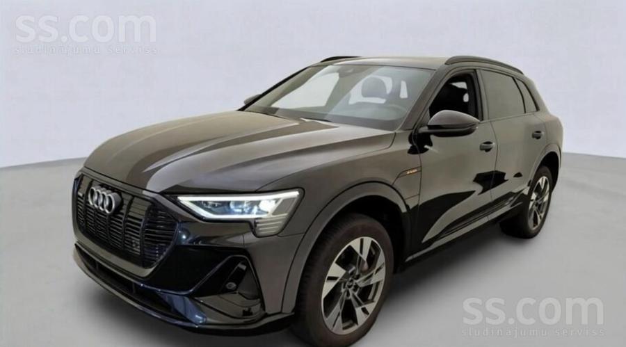 Black Audi E-Tron 2021 in Riga, with an engine capacity of 0.00 L and mileage of 124 thousand km for 29550 €, photo 1 on AUTOMOTO.COM.LV
