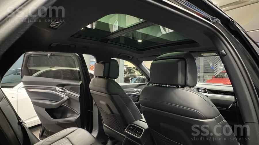 Melns Audi E-Tron 2021 Rīga, ar dzinēja tilpumu 0.00 L un nobraukumu 85 tūkst. km par 29990 €, foto 16 vietnē AUTOMOTO.COM.LV