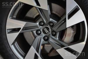 Melns Audi E-Tron 2021 Rīga, ar dzinēja tilpumu 0.00 L un nobraukumu 125 tūkst. km par 25990 €, foto 13 vietnē AUTOMOTO.COM.LV