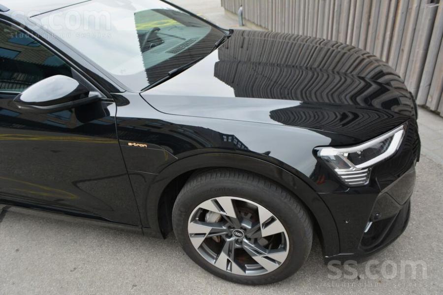 Melns Audi E-Tron 2021 Rīga, ar dzinēja tilpumu 0.00 L un nobraukumu 125 tūkst. km par 25990 €, foto 30 vietnē AUTOMOTO.COM.LV