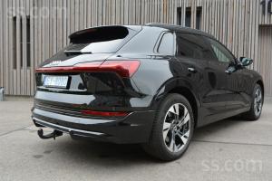 Melns Audi E-Tron 2021 Rīga, ar dzinēja tilpumu 0.00 L un nobraukumu 125 tūkst. km par 25990 €, foto 33 vietnē AUTOMOTO.COM.LV