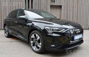 Melns Audi E-Tron 2021 Rīga, ar dzinēja tilpumu 0.00 L un nobraukumu 125 tūkst. km par 25990 €, foto 35 vietnē AUTOMOTO.COM.LV