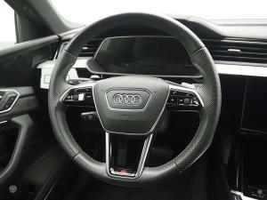 Melns Audi E-Tron 2021 Viļņa, ar dzinēja tilpumu 0.00 L un nobraukumu 71 tūkst. km par 46000 €, foto 23 vietnē AUTOMOTO.COM.LV