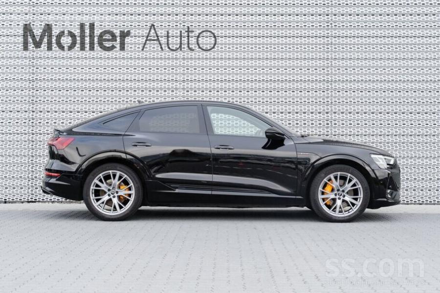 Melns Audi E-Tron 2021 Rīga, ar dzinēja tilpumu 0.00 L un nobraukumu 89 tūkst. km par 28300 €, foto 6 vietnē AUTOMOTO.COM.LV