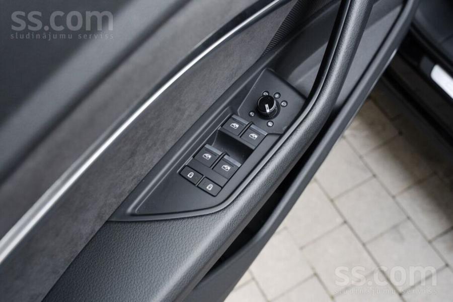 Melns Audi E-Tron 2021 Rīga, ar dzinēja tilpumu 0.00 L un nobraukumu 89 tūkst. km par 28300 €, foto 8 vietnē AUTOMOTO.COM.LV