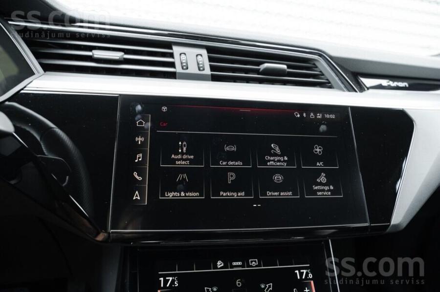 Melns Audi E-Tron 2021 Rīga, ar dzinēja tilpumu 0.00 L un nobraukumu 89 tūkst. km par 28300 €, foto 20 vietnē AUTOMOTO.COM.LV