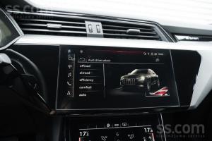 Melns Audi E-Tron 2021 Rīga, ar dzinēja tilpumu 0.00 L un nobraukumu 89 tūkst. km par 28300 €, foto 21 vietnē AUTOMOTO.COM.LV
