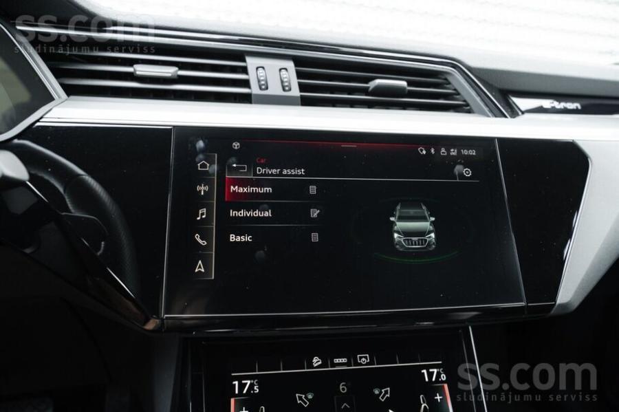 Melns Audi E-Tron 2021 Rīga, ar dzinēja tilpumu 0.00 L un nobraukumu 89 tūkst. km par 28300 €, foto 22 vietnē AUTOMOTO.COM.LV
