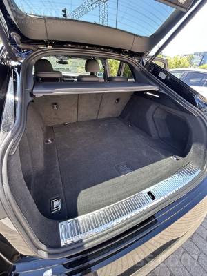 Black Audi E-Tron 2021 in Riga, with an engine capacity of 0.00 L and mileage of 45 thousand km for 33000 €, photo 18 on AUTOMOTO.COM.LV