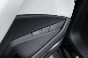 Melns Audi E-Tron 2021 Mārupe, ar dzinēja tilpumu 0.00 L un nobraukumu 65 tūkst. km par 30000 €, foto 9 vietnē AUTOMOTO.COM.LV