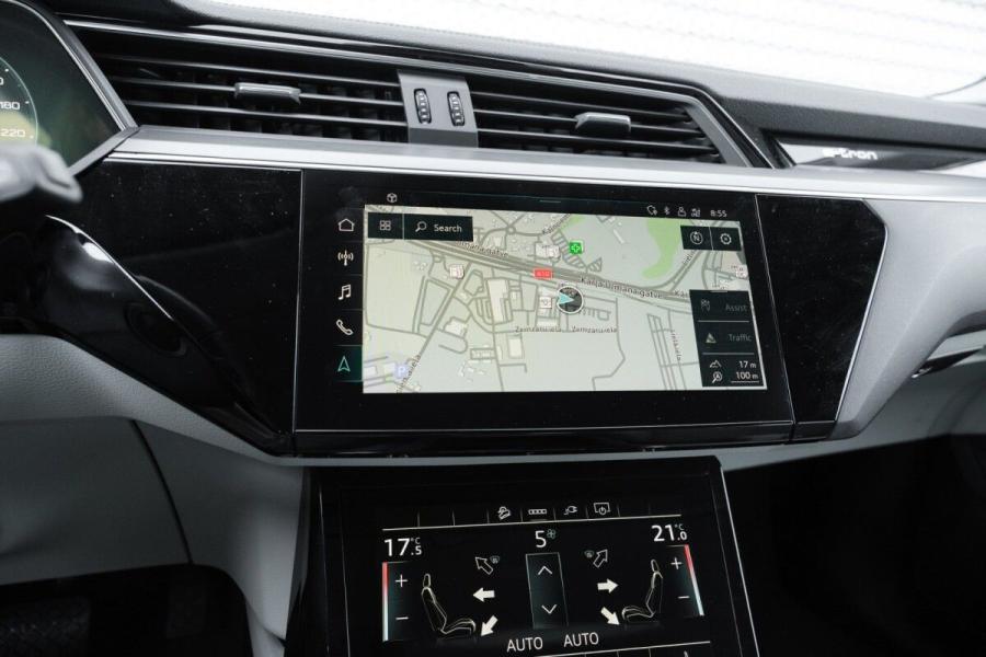 Melns Audi E-Tron 2021 Mārupe, ar dzinēja tilpumu 0.00 L un nobraukumu 65 tūkst. km par 30000 €, foto 28 vietnē AUTOMOTO.COM.LV