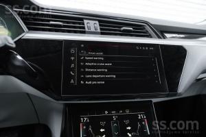 Черный Ауди E-Tron 2021 в Рига, объемом двигателя 0.00 л и пробегом 65 тыс. км за 30000 €, фото 49 на AUTOMOTO.COM.LV