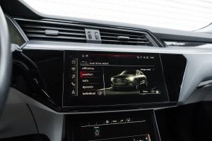 Black Audi E-Tron 2021 in Marupe, with an engine capacity of 0.00 L and mileage of 61 thousand km for 38950 €, photo 24 on AUTOMOTO.COM.LV