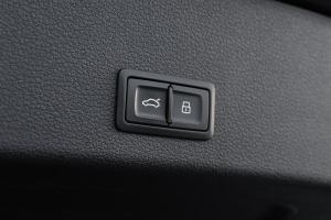 Black Audi E-Tron 2021 in Marupe, with an engine capacity of 0.00 L and mileage of 61 thousand km for 38950 €, photo 36 on AUTOMOTO.COM.LV