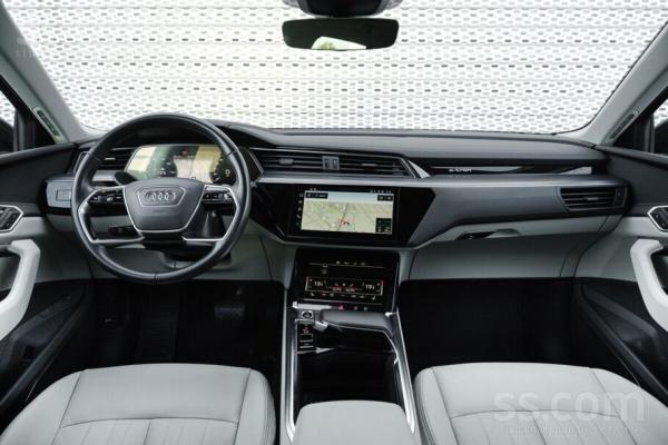 Melns Audi E-Tron 2021 Rīga, ar dzinēja tilpumu 0.00 L un nobraukumu 61 tūkst. km par 38950 €, foto 6 vietnē AUTOMOTO.COM.LV