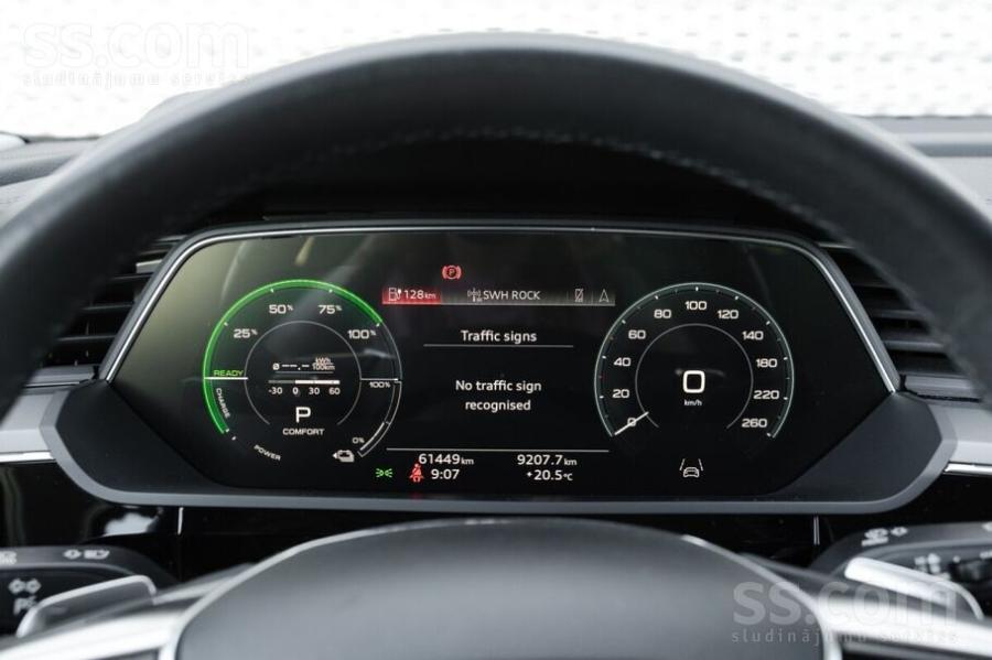 Melns Audi E-Tron 2021 Rīga, ar dzinēja tilpumu 0.00 L un nobraukumu 61 tūkst. km par 38950 €, foto 16 vietnē AUTOMOTO.COM.LV