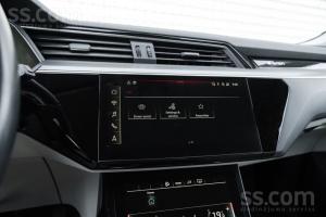Melns Audi E-Tron 2021 Rīga, ar dzinēja tilpumu 0.00 L un nobraukumu 61 tūkst. km par 38950 €, foto 25 vietnē AUTOMOTO.COM.LV