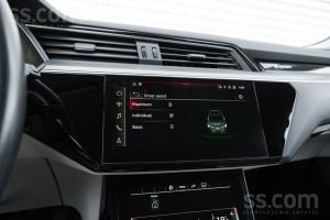 Melns Audi E-Tron 2021 Rīga, ar dzinēja tilpumu 0.00 L un nobraukumu 61 tūkst. km par 38950 €, foto 26 vietnē AUTOMOTO.COM.LV