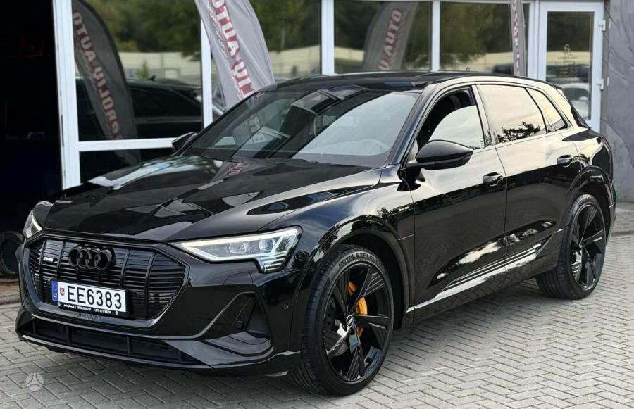 Melns Audi E-Tron 2021 Radviliškis, ar dzinēja tilpumu 0.00 L un nobraukumu 54 tūkst. km par 33578 €, foto 4 vietnē AUTOMOTO.COM.LV