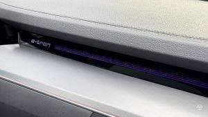 Melns Audi E-Tron 2021 Radviliškis, ar dzinēja tilpumu 0.00 L un nobraukumu 54 tūkst. km par 33578 €, foto 36 vietnē AUTOMOTO.COM.LV
