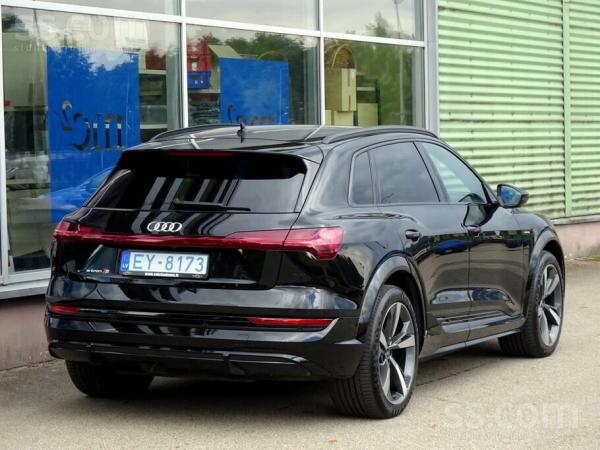 Melns Audi E-Tron 2021 Rīga, ar dzinēja tilpumu 0.00 L un nobraukumu 195 tūkst. km par 24900 €, foto 2 vietnē AUTOMOTO.COM.LV