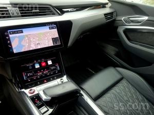 Черный Ауди E-Tron 2021 в Рига, объемом двигателя 0.00 л и пробегом 195 тыс. км за 24900 €, фото 11 на AUTOMOTO.COM.LV