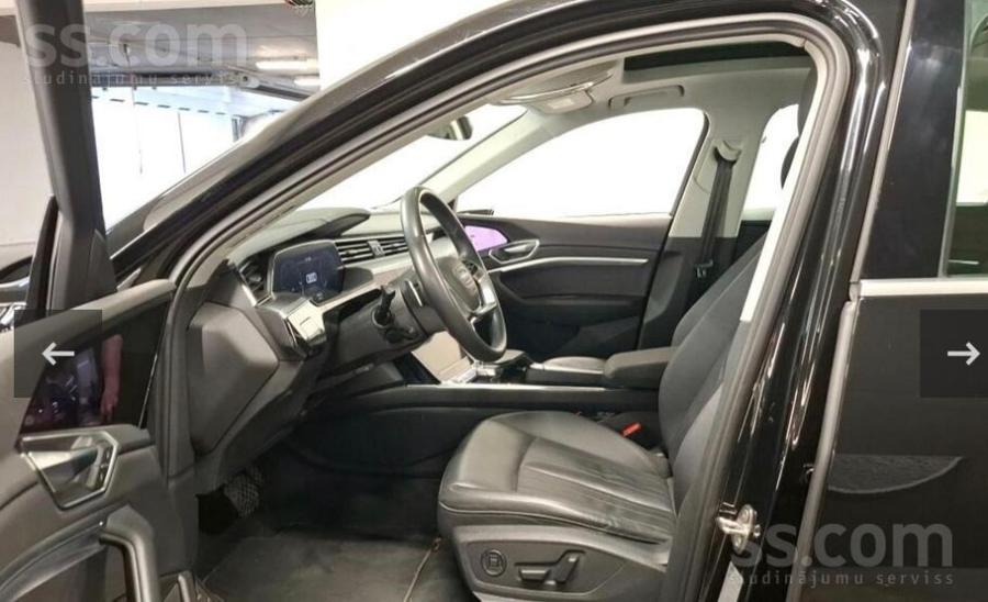 Black Audi E-Tron 2021 in Riga, with an engine capacity of 0.00 L and mileage of 71 thousand km for 25950 €, photo 7 on AUTOMOTO.COM.LV