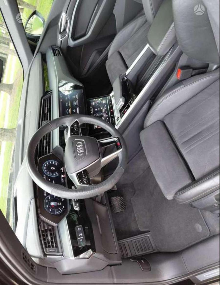 Black Audi E-Tron 2021 in Vilkaviskis, with an engine capacity of 0.00 L and mileage of 58 thousand km for 27400 €, photo 20 on AUTOMOTO.COM.LV