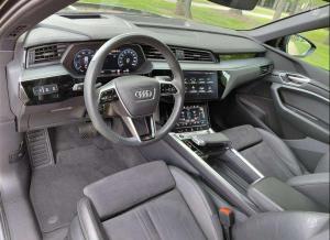 Black Audi E-Tron 2021 in Vilkaviskis, with an engine capacity of 0.00 L and mileage of 58 thousand km for 27400 €, photo 21 on AUTOMOTO.COM.LV
