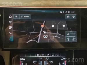 Black Audi E-Tron 2021 in Riga, with an engine capacity of 0.00 L and mileage of 90 thousand km for 33990 €, photo 10 on AUTOMOTO.COM.LV