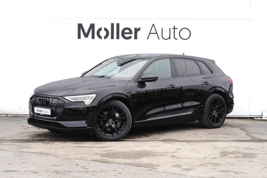 Melns Audi E-Tron 2021 Rīga, ar dzinēja tilpumu 0.00 L un nobraukumu 88 tūkst. km par 32500 €, foto 1 vietnē AUTOMOTO.COM.LV