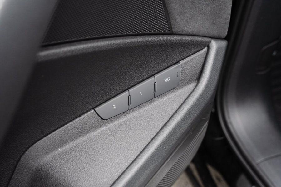 Melns Audi E-Tron 2021 Rīga, ar dzinēja tilpumu 0.00 L un nobraukumu 88 tūkst. km par 32500 €, foto 14 vietnē AUTOMOTO.COM.LV