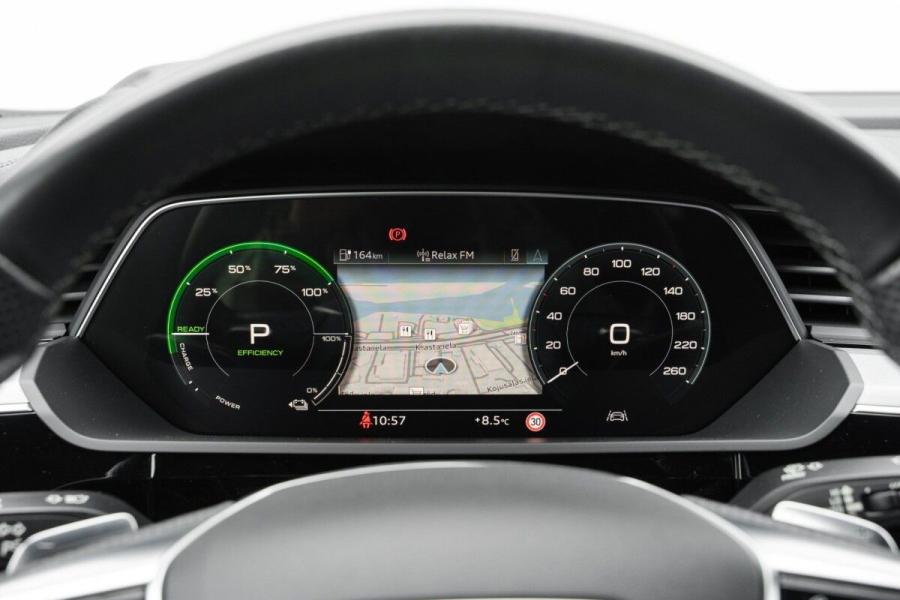 Melns Audi E-Tron 2021 Rīga, ar dzinēja tilpumu 0.00 L un nobraukumu 88 tūkst. km par 32500 €, foto 19 vietnē AUTOMOTO.COM.LV