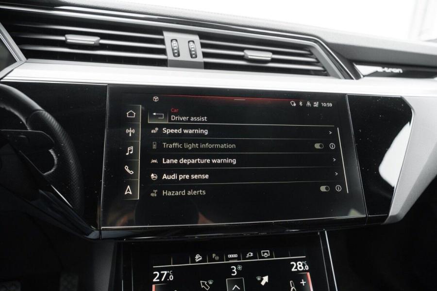 Melns Audi E-Tron 2021 Rīga, ar dzinēja tilpumu 0.00 L un nobraukumu 88 tūkst. km par 32500 €, foto 30 vietnē AUTOMOTO.COM.LV