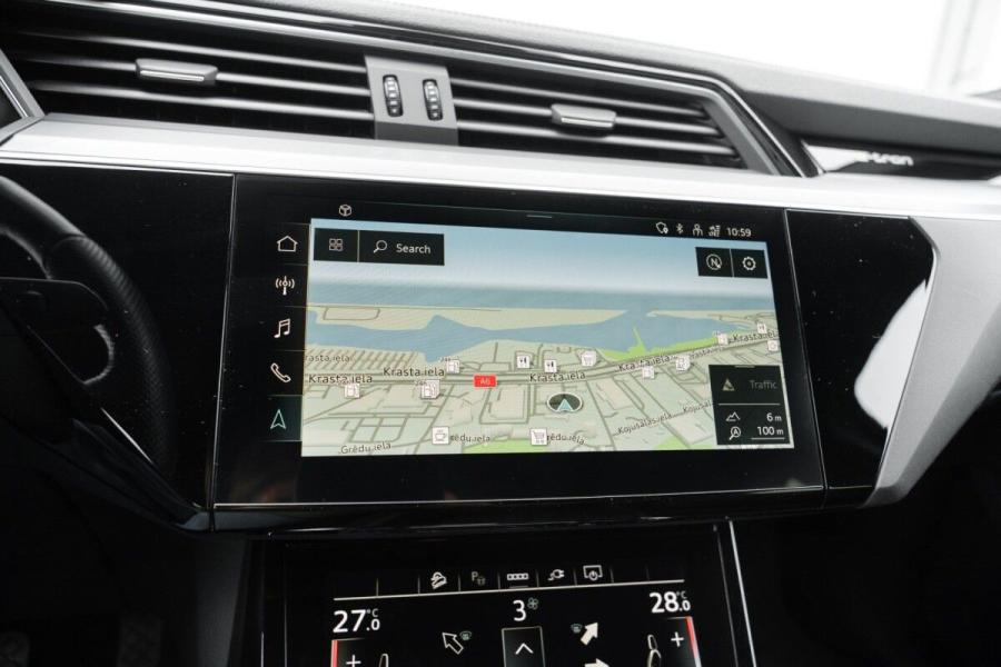 Melns Audi E-Tron 2021 Rīga, ar dzinēja tilpumu 0.00 L un nobraukumu 88 tūkst. km par 32500 €, foto 32 vietnē AUTOMOTO.COM.LV