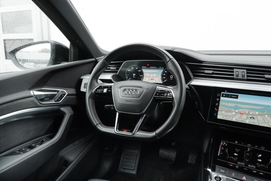 Melns Audi E-Tron 2021 Rīga, ar dzinēja tilpumu 0.00 L un nobraukumu 88 tūkst. km par 32500 €, foto 37 vietnē AUTOMOTO.COM.LV