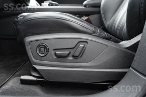 Black Audi E-Tron 2021 in Riga, with an engine capacity of 0.00 L and mileage of 88 thousand km for 32500 €, photo 15 on AUTOMOTO.COM.LV