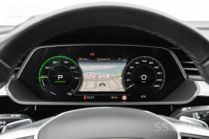Black Audi E-Tron 2021 in Riga, with an engine capacity of 0.00 L and mileage of 88 thousand km for 32500 €, photo 19 on AUTOMOTO.COM.LV