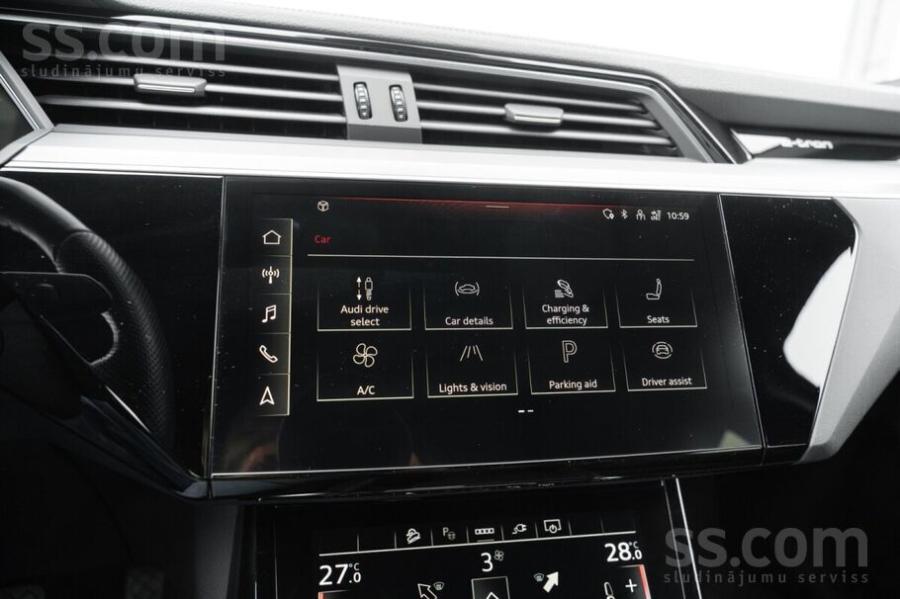 Black Audi E-Tron 2021 in Riga, with an engine capacity of 0.00 L and mileage of 88 thousand km for 32500 €, photo 26 on AUTOMOTO.COM.LV
