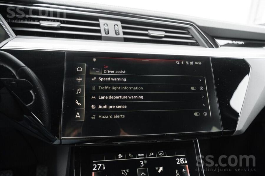 Black Audi E-Tron 2021 in Riga, with an engine capacity of 0.00 L and mileage of 88 thousand km for 32500 €, photo 30 on AUTOMOTO.COM.LV