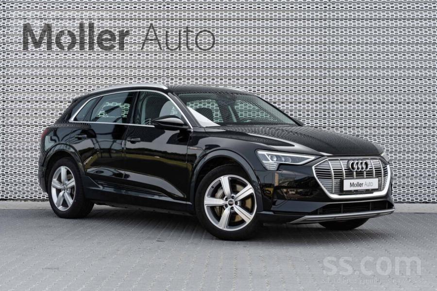 Melns Audi E-Tron 2022 Rīga, ar dzinēja tilpumu 0.00 L un nobraukumu 30 tūkst. km par 39700 €, foto 2 vietnē AUTOMOTO.COM.LV