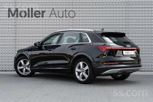 Melns Audi E-Tron 2022 Rīga, ar dzinēja tilpumu 0.00 L un nobraukumu 30 tūkst. km par 39700 €, foto 3 vietnē AUTOMOTO.COM.LV
