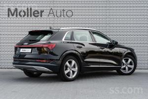 Melns Audi E-Tron 2022 Rīga, ar dzinēja tilpumu 0.00 L un nobraukumu 30 tūkst. km par 39700 €, foto 4 vietnē AUTOMOTO.COM.LV