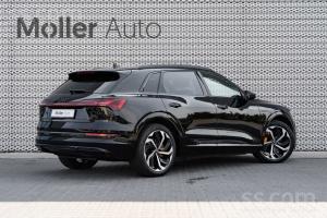 Melns Audi E-Tron 2022 Rīga, ar dzinēja tilpumu 0.00 L un nobraukumu 68 tūkst. km par 47000 €, foto 4 vietnē AUTOMOTO.COM.LV