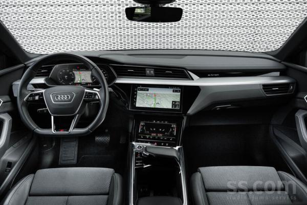 Melns Audi E-Tron 2022 Rīga, ar dzinēja tilpumu 0.00 L un nobraukumu 68 tūkst. km par 47000 €, foto 8 vietnē AUTOMOTO.COM.LV