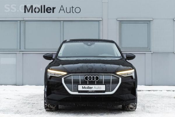 Melns Audi E-Tron 2022 Ventspils, ar dzinēja tilpumu 0.00 L un nobraukumu 74 tūkst. km par 30750 €, foto 8 vietnē AUTOMOTO.COM.LV